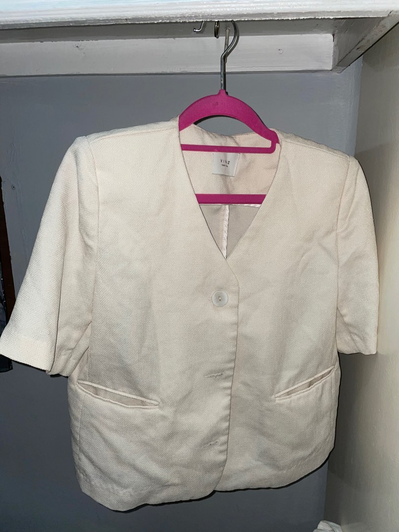 Off-white short sleeve blazer, Women's Fashion, Coats, Jackets and ...