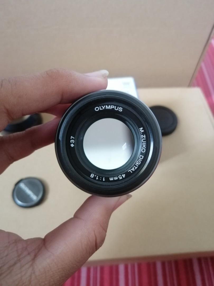 Olympus 45mm f1.8 m43/mft lens, Photography, Lens & Kits on Carousell
