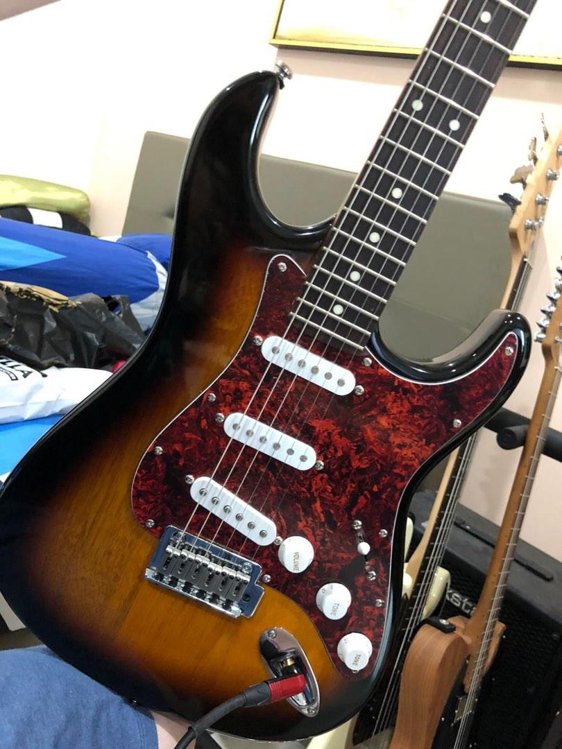 Partscaster Strat, Hobbies & Toys, Music & Media, Musical Instruments ...