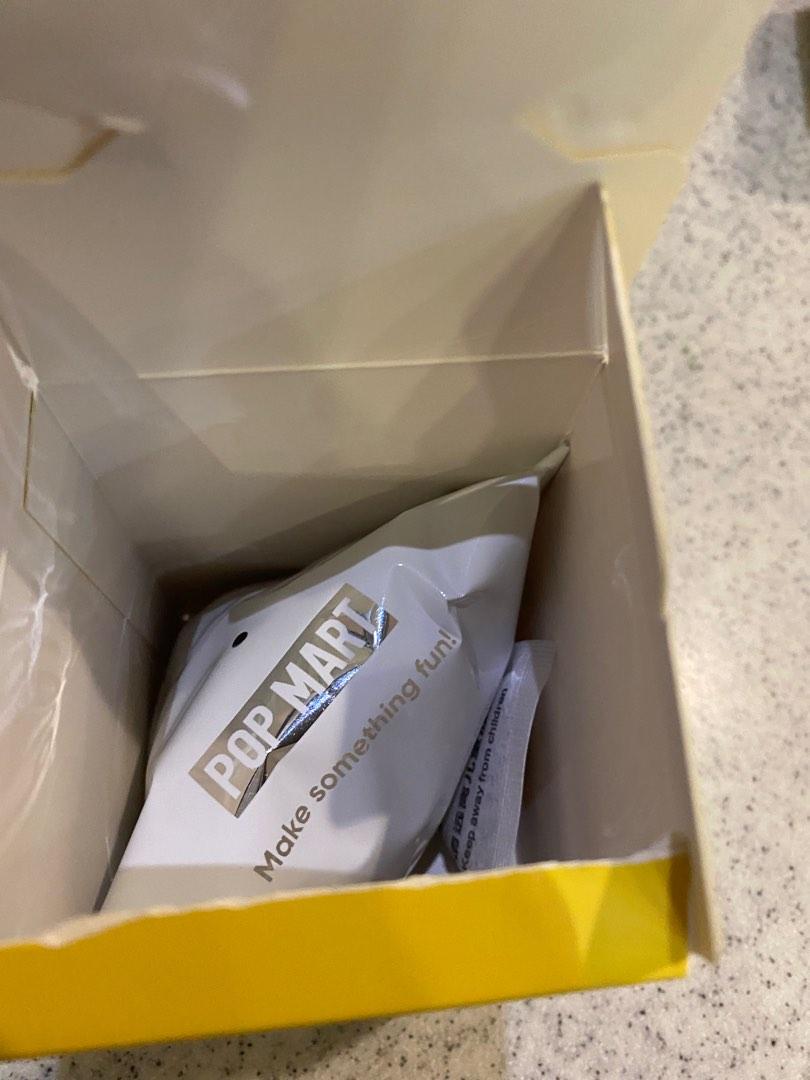 popmart minion bob - master florist, Hobbies & Toys, Toys & Games on ...