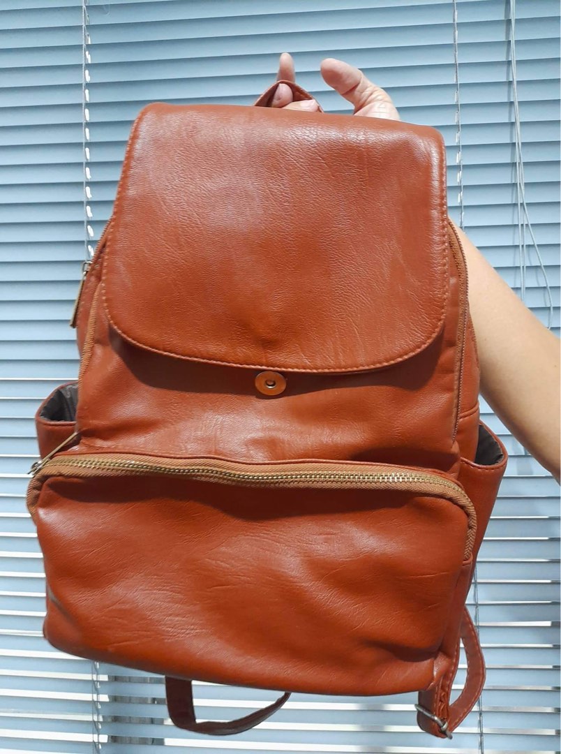 Preloved Parisian Backpack Medium to Semi Large NO ISSUE, Women's ...