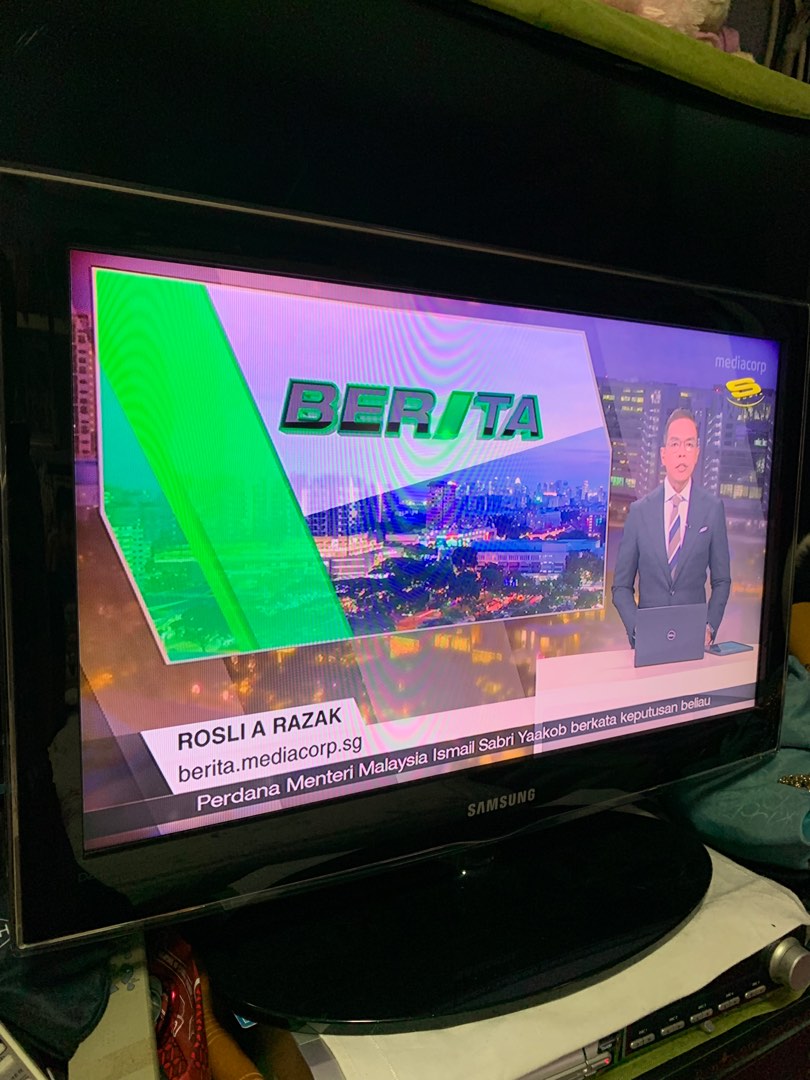 Samsung LED TV Monitor - 26 inch, TV & Home Appliances, TV ...