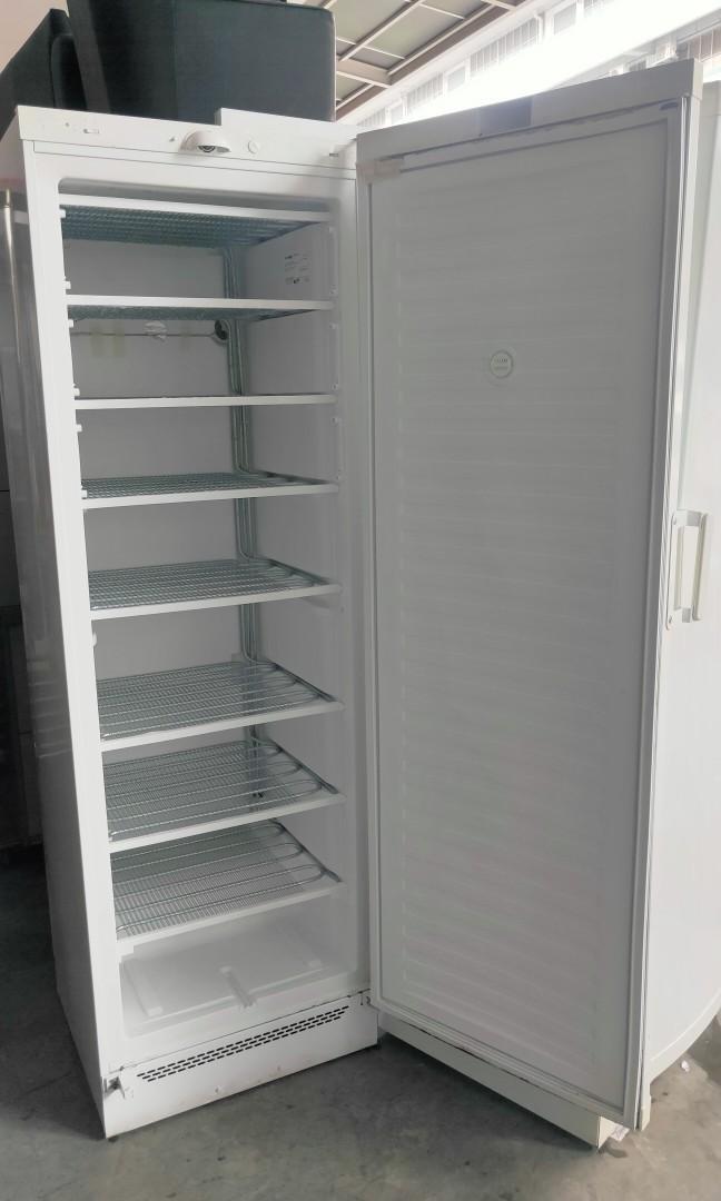 Single Door Vestfrost Solutions CF3 344 - White Freezer For Sale @ $180 ...