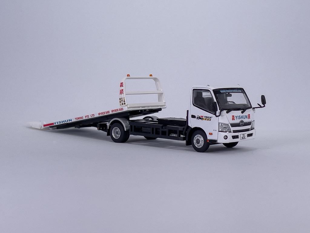 Tiny SG Yishun Flatbed/Wheel Lift Tow Truck 1/64 N 1/76 Hino 300/Isuzu N Series [Authorised ...