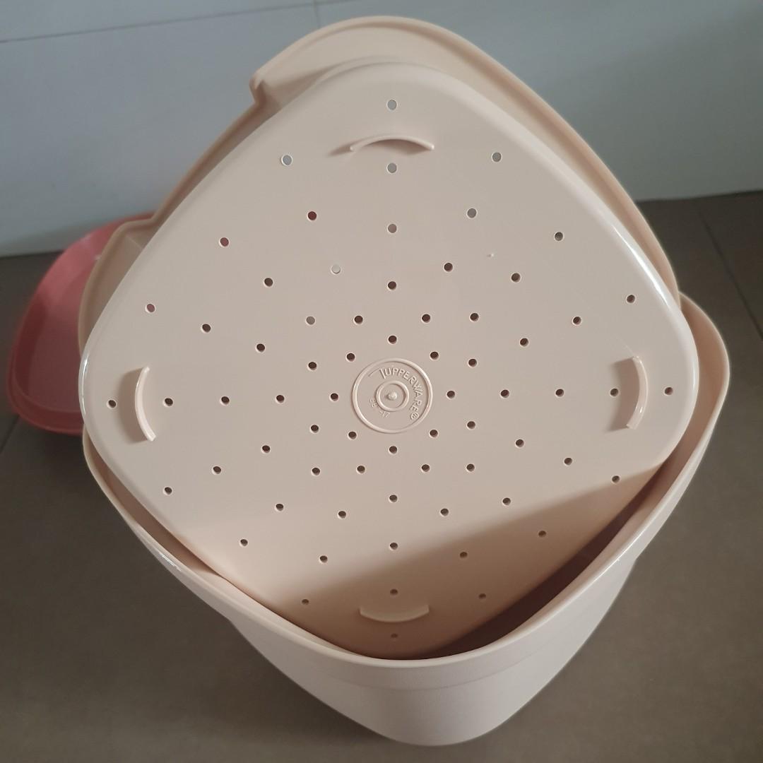 TUPPERWARE VINTAGE STEAMER WITH STRAINER, Furniture & Home Living ...