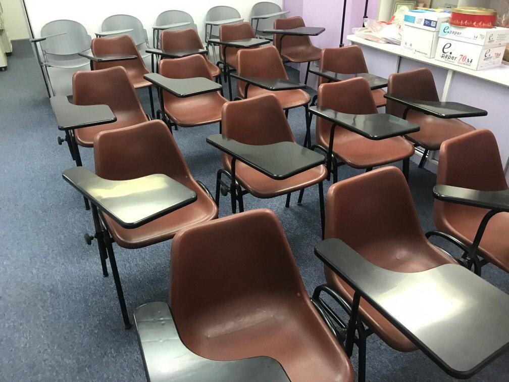 Tutorial Chair, Furniture & Home Living, Furniture, Chairs on Carousell