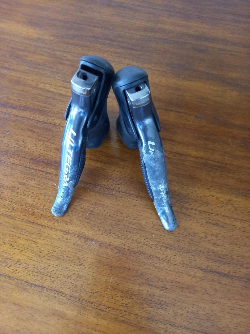 Ultegra Di2 6870 Left & Right Shifters, Sports Equipment, Bicycles ...
