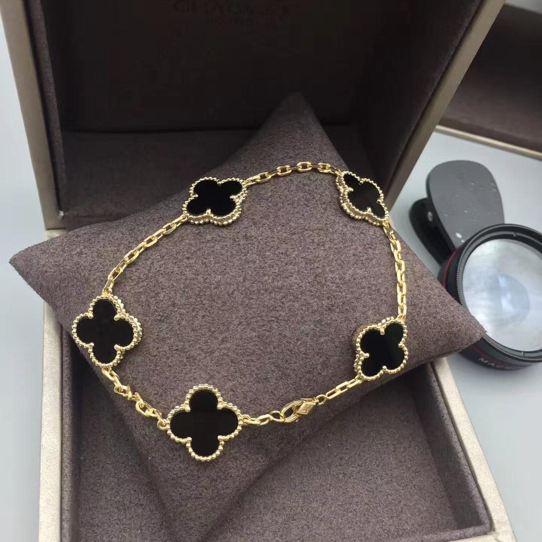 VCA 5 Motif Bracelet, Women's Fashion, Jewelry & Organisers, Bracelets ...
