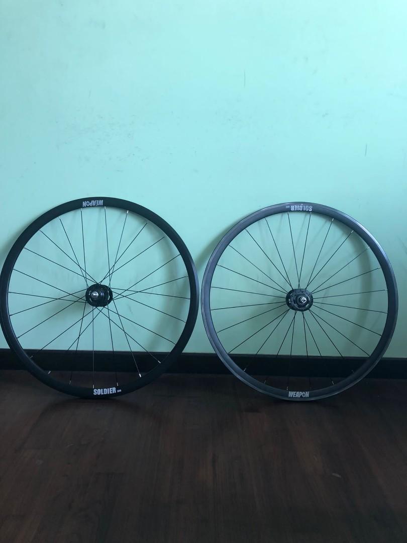 Weapon soldier A30 wheelset, Sports Equipment, Bicycles & Parts, Parts ...