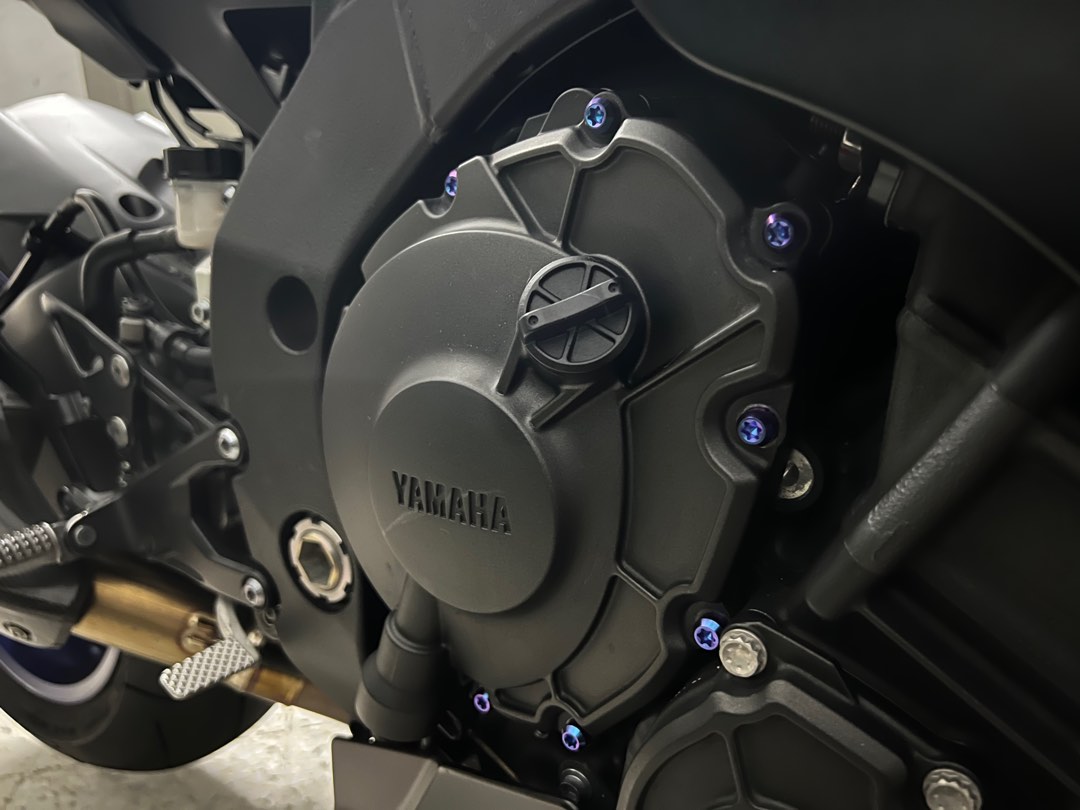 Yamaha R1 Ti_Titanium_Bolt, Motorcycles, Motorcycle Accessories on ...