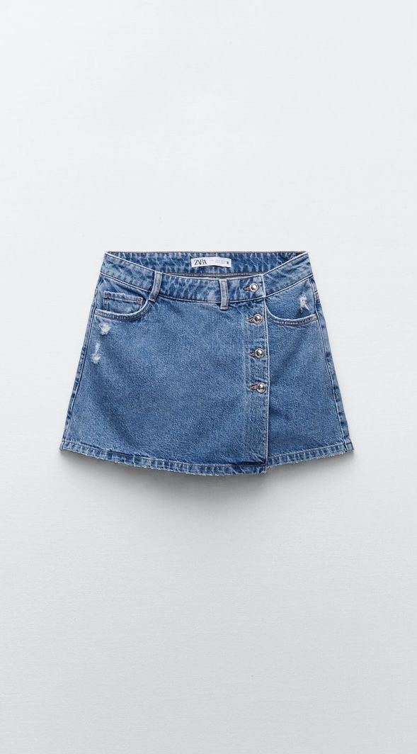 Zara denim skort with buttons, Women's Fashion, Bottoms, Skirts on ...
