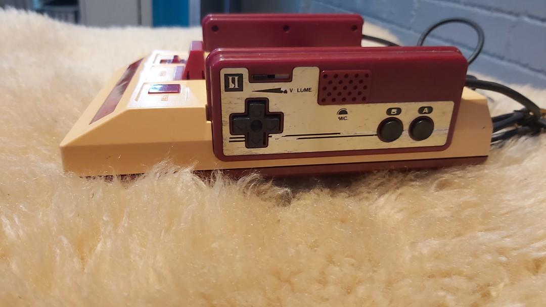 1983 FAMICOM RETRO GAMING, Hobbies & Toys, Toys & Games on Carousell