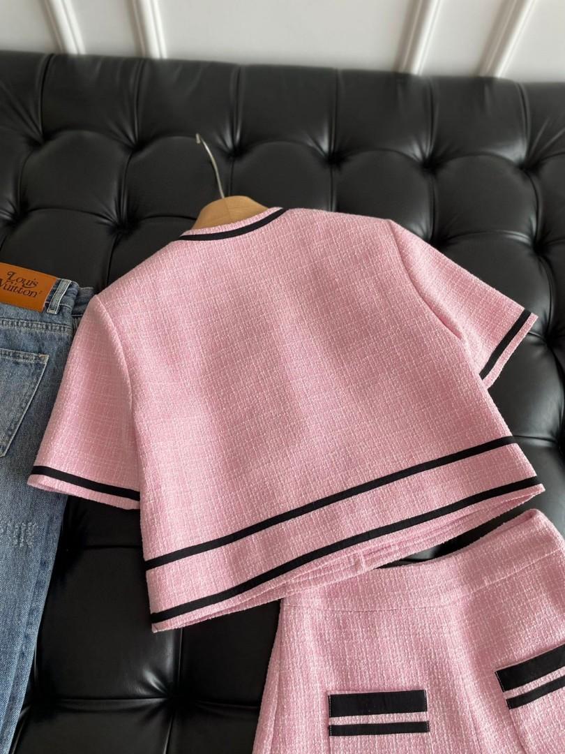 Authentic chanel tweed suit, Women's Fashion, Dresses & Sets, Sets or ...