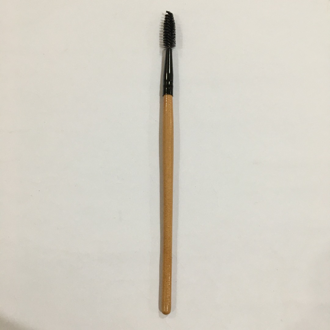 Bamboo spoolie brush, Beauty & Personal Care, Face, Makeup on Carousell