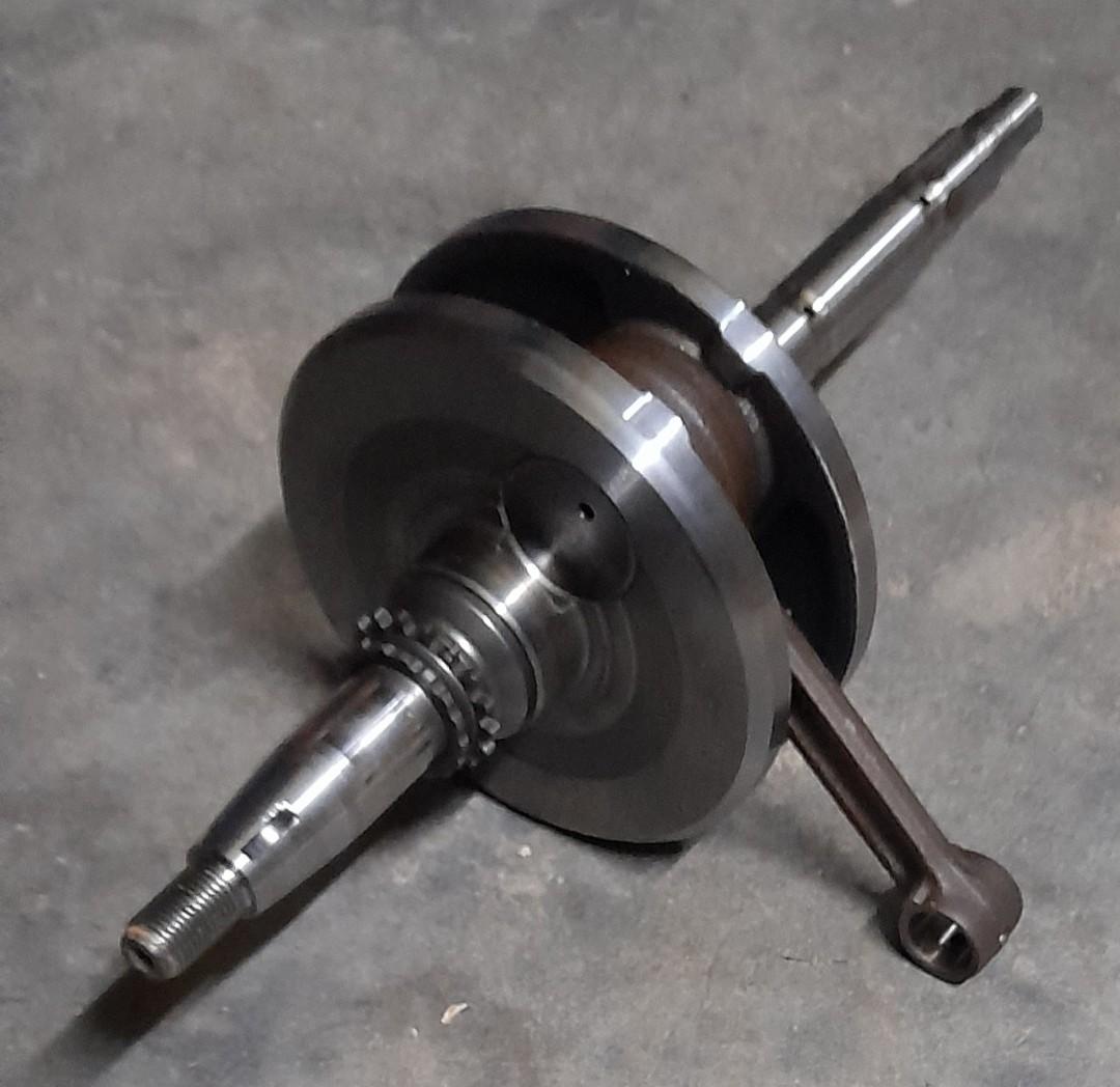 CRANKSHAFT SUZUKI SHOGUN 125 RR BUKAN 125 SP, Motorbikes on Carousell