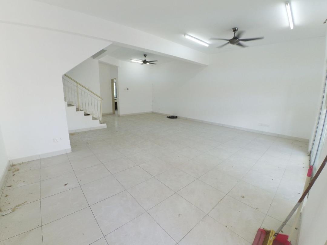 Double Storey Terrace (Passiflora) Taman Pelangi Semenyih 2, Semenyih ...