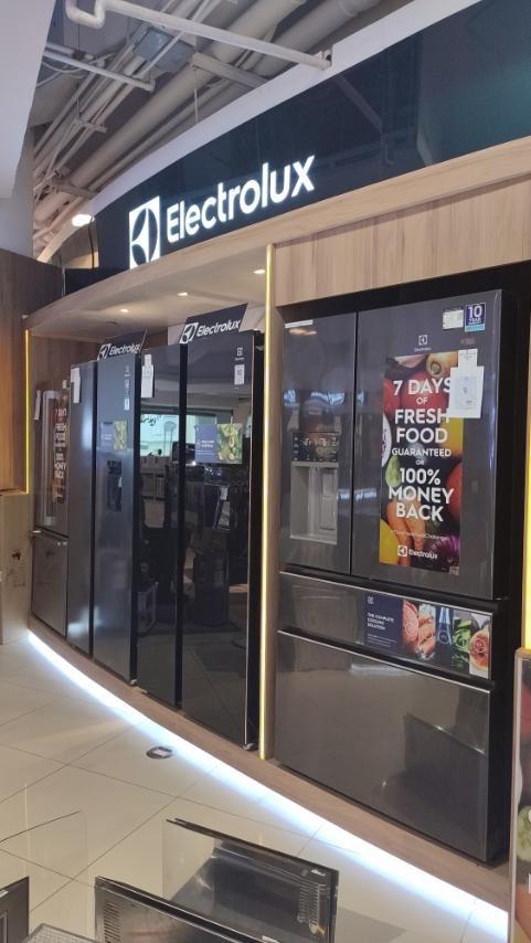 ELECTROLUX SIDE BY SIDE AND FRENCH DOOR INVERTER REFRIGERATOR, TV & Home Appliances, Kitchen ...