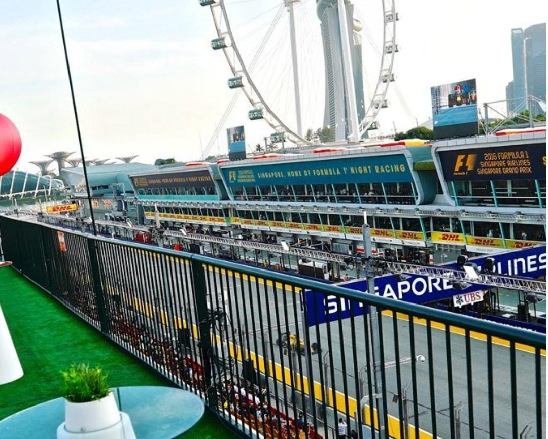 FRI F1 2022 sky suite pit straight, Tickets & Vouchers, Event Tickets ...