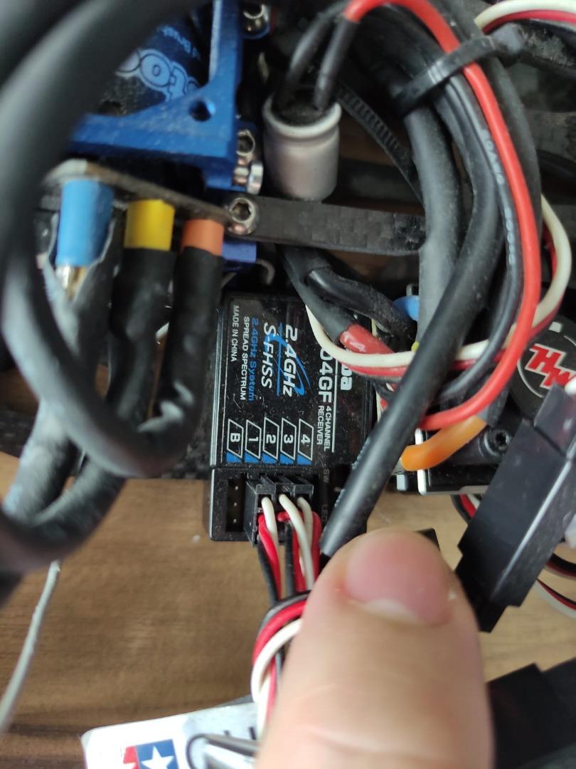 Futaba 4PL 4Ch 2.4Ghz FHSS (transmitter + receiver) for sell., Hobbies ...