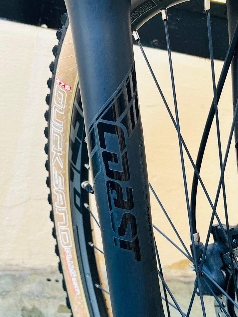 Giant XTC 820, Sports Equipment, Bicycles & Parts, Bicycles on Carousell