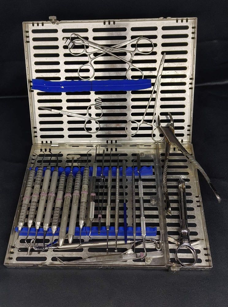 Hu FRIEDY Dental Cassette Surgical instruments, Beauty & Personal Care, Oral Care on Carousell