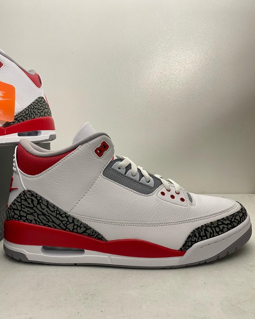 Jordan 3 Retro ‘Fire Red’, Men's Fashion, Footwear, Sneakers on Carousell