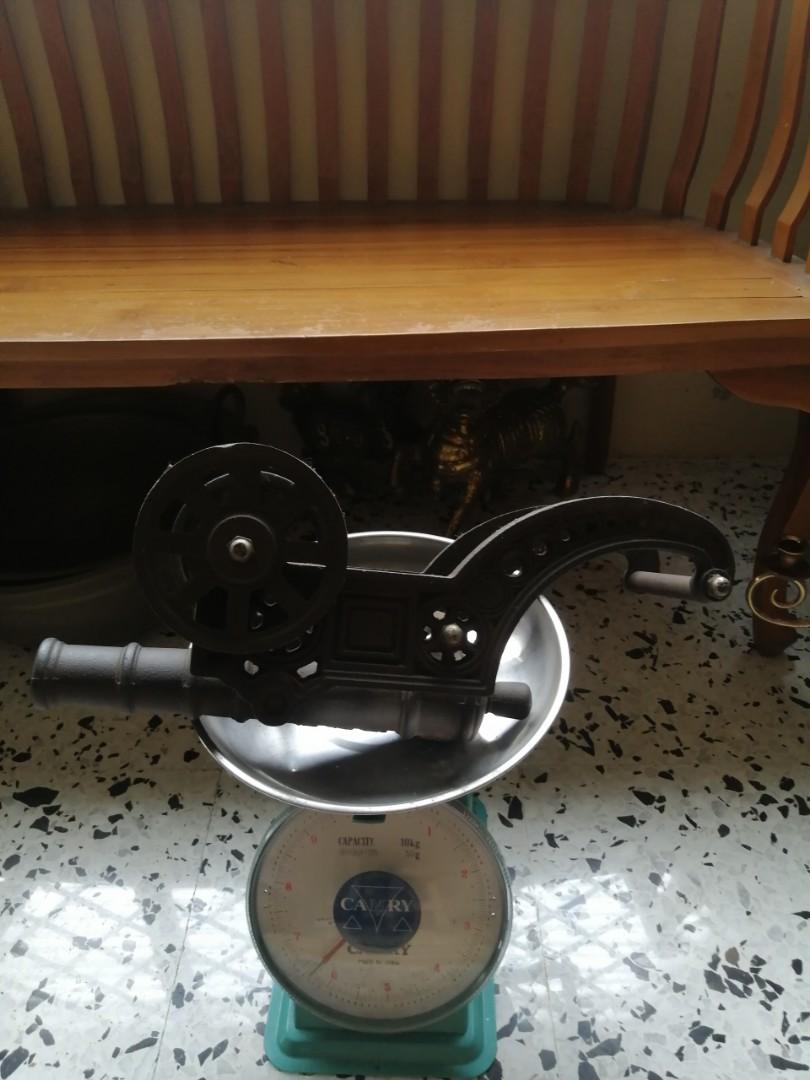 Meriam Besi Replika Hiasan 6.3 Kg, Hobbies & Toys, Collectibles ...