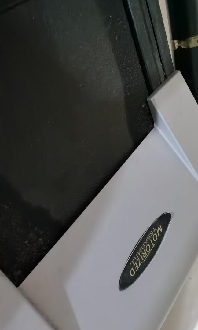 Navigator Motorized Treadmill, Sports Equipment, Exercise & Fitness ...