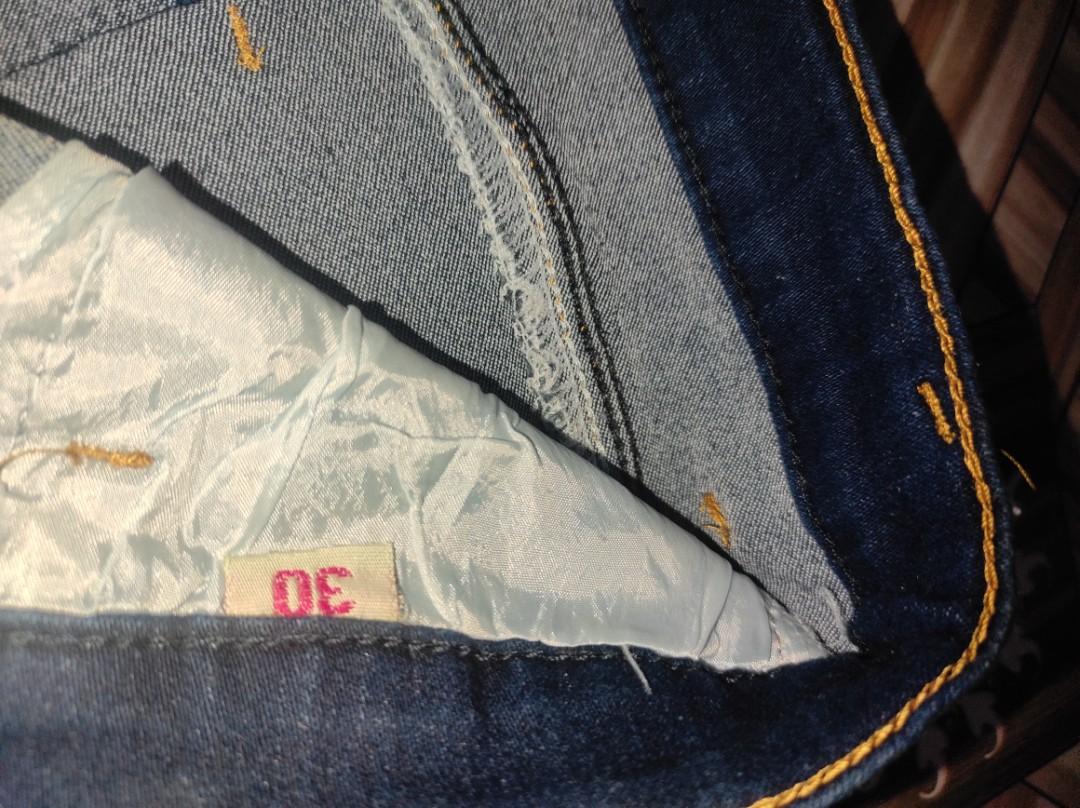 ORIGINAL Lee Pipes Jeans, Women's Fashion, Bottoms, Jeans on Carousell