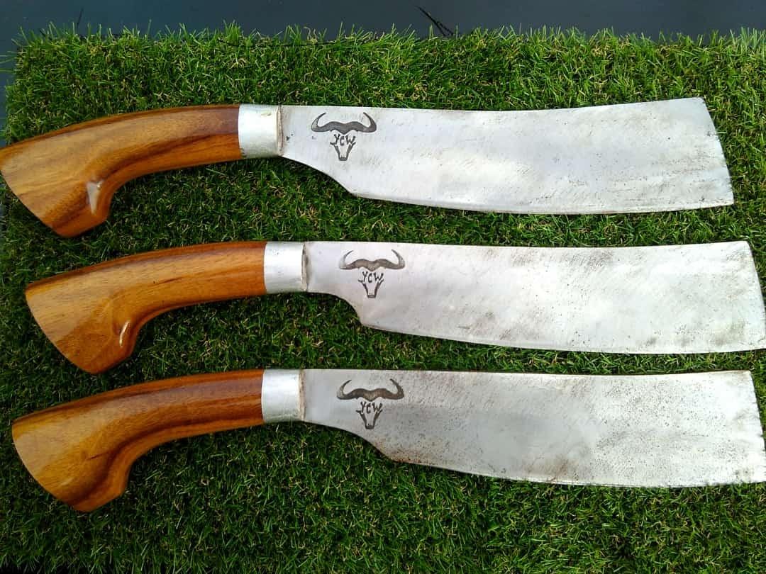 Parang tulang axe Bond, Sports Equipment, Hiking & Camping on Carousell