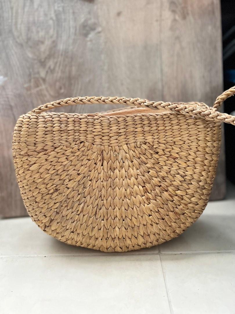 Rattan beach sling bag / beg rotan, Women's Fashion, Bags & Wallets ...