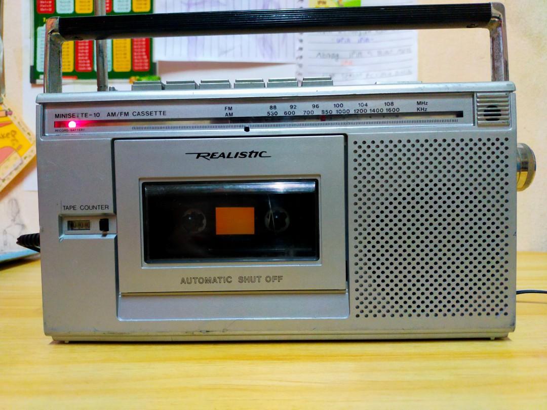 Realistic minisette 10 vintage radio cassette, Hobbies & Toys ...
