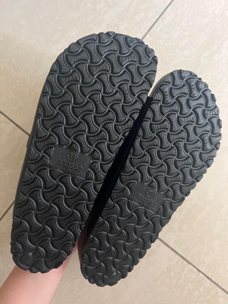 Red Apple Sandals/Slippers, Women's Fashion, Footwear, Sandals on Carousell