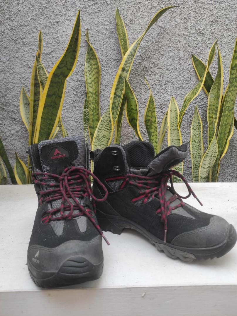 Sepatu boots outdoor Eiger Vibram, Fesyen Pria, Sepatu , Sepatu Boot di ...