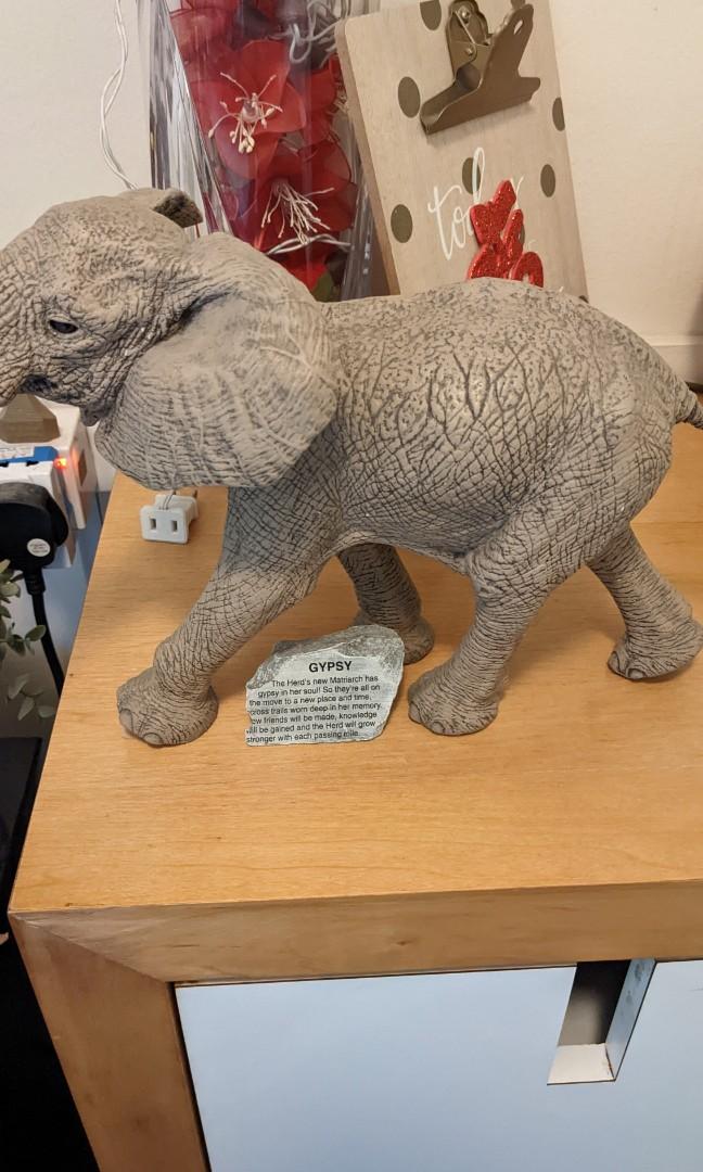 Set of 4 Elephants, Furniture & Home Living, Home Decor, Artificial ...