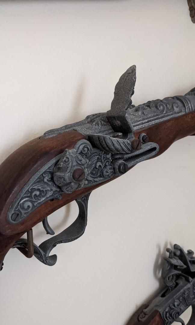 Set of 5 Vintage Guns, Hobbies & Toys, Memorabilia & Collectibles ...