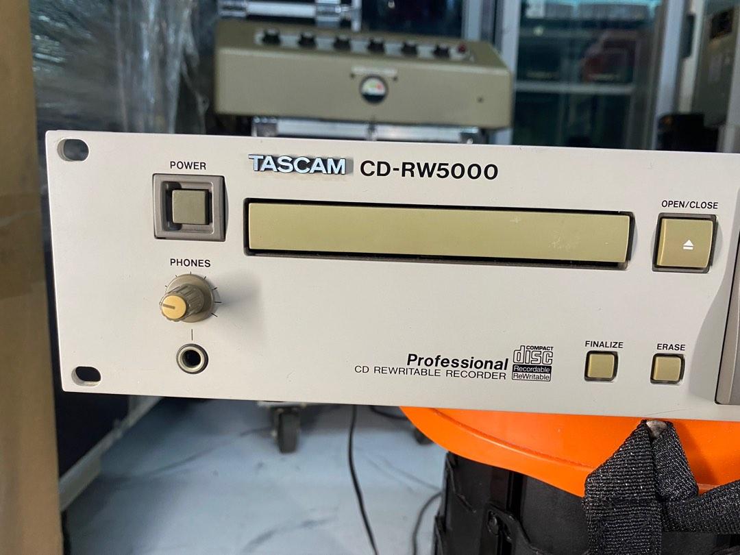 TASCAM CD-RW5000 專業錄音CD播放機 100V 24W 錄音 播放機 CD機 錄音室專用, 音響器材, 錄音機 - Carousell