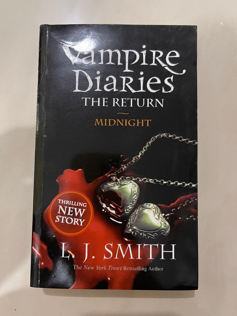 Vampire diaries the return - midnight, 興趣及遊戲, 書本 & 文具, 小說 & 故事書 - Carousell