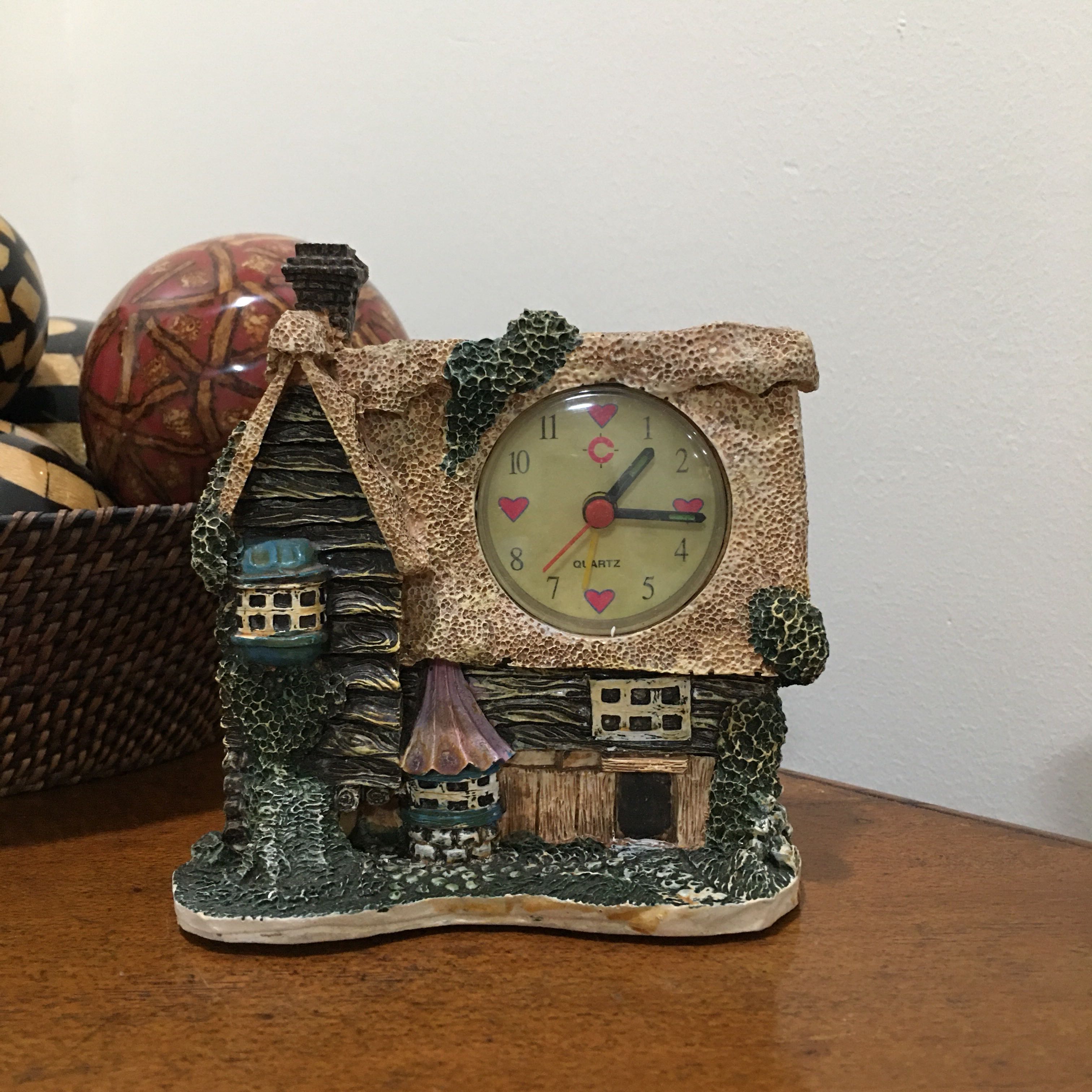 Vintage Cottage House Clock, Furniture & Home Living, Home Decor ...