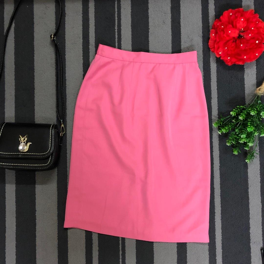 Vintage pink pencil skirt_ smart casual skirt, Women's Fashion, Bottoms ...