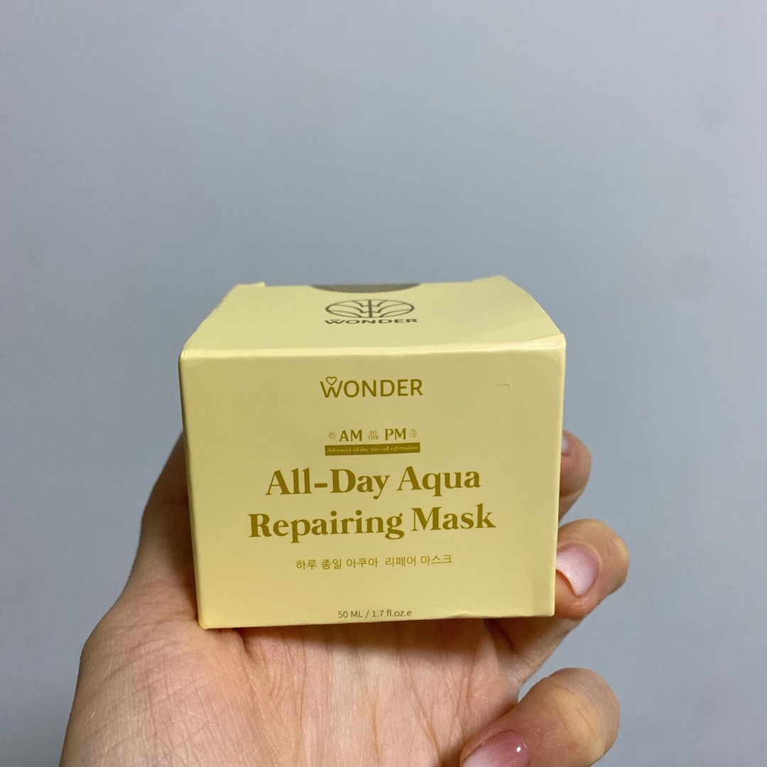 Wonder All day aqua repairing mask, Beauty & Personal Care, Face, Face ...