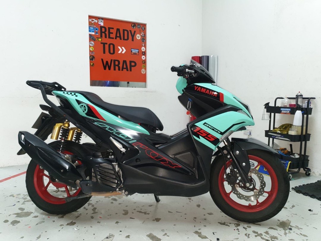 Yamaha Aerox V1 coverset, Motorcycles, Motorcycle Apparel on Carousell