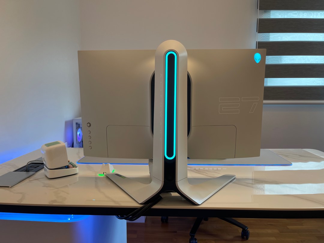 Alienware AW2721D IPS 1440p 240Hz Monitor, Computers & Tech, Parts ...