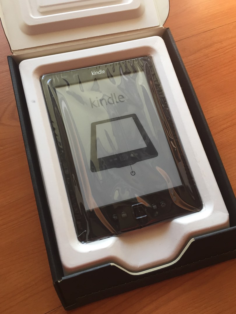 Amazon Kindle (4th Gen), Computers & Tech, Laptops & Notebooks on Carousell