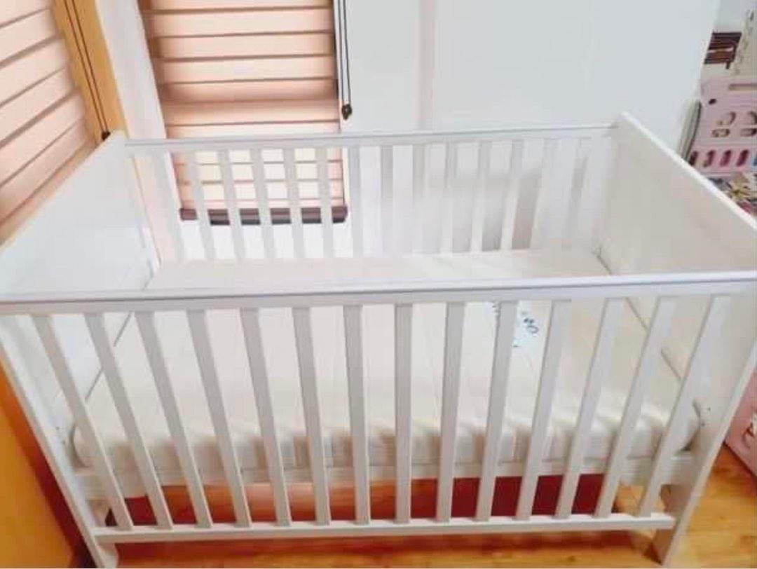 Cuddle Bug Fontana 2in1 Crib with Mattress, Babies & Kids, Baby Nursery ...