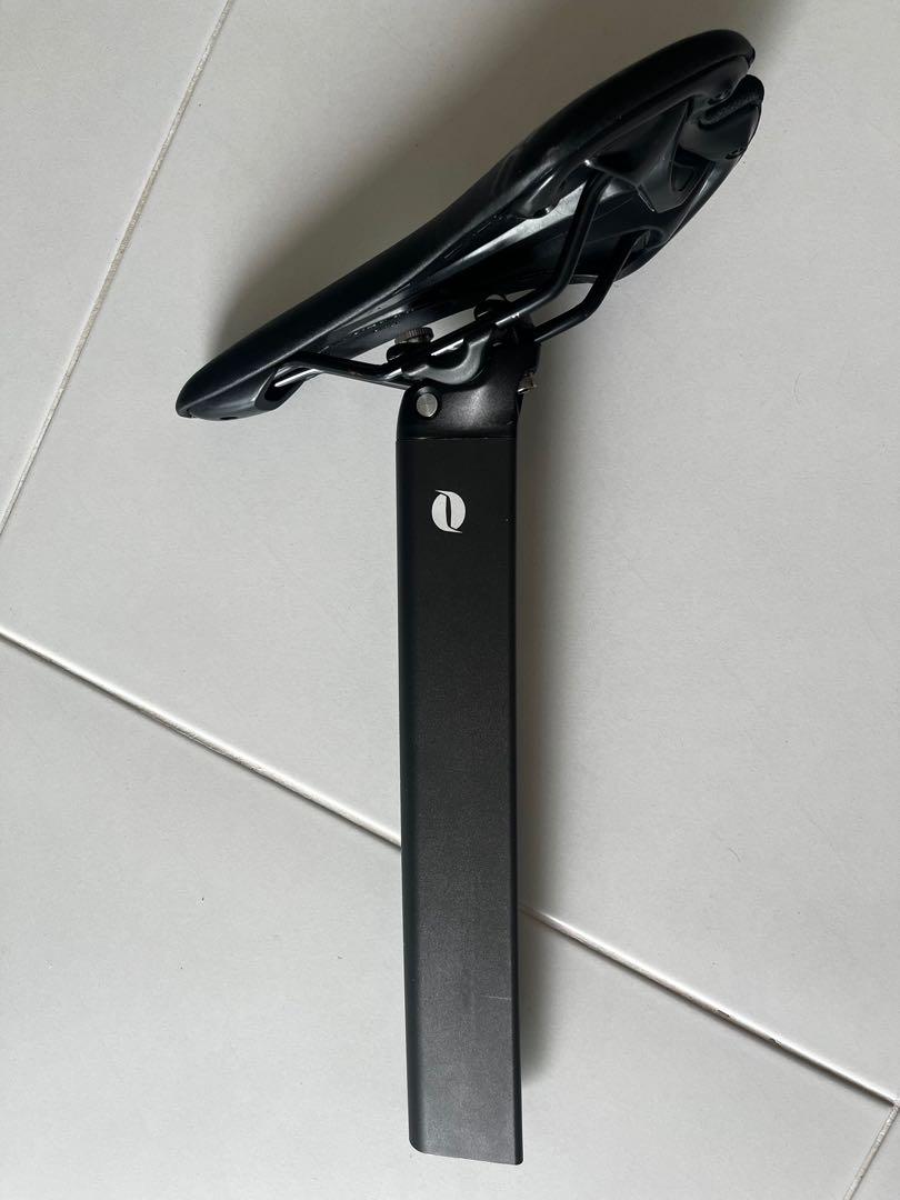 Decaf Saddle and Seatpost, Sports Equipment, Bicycles & Parts, Parts & Accessories on Carousell