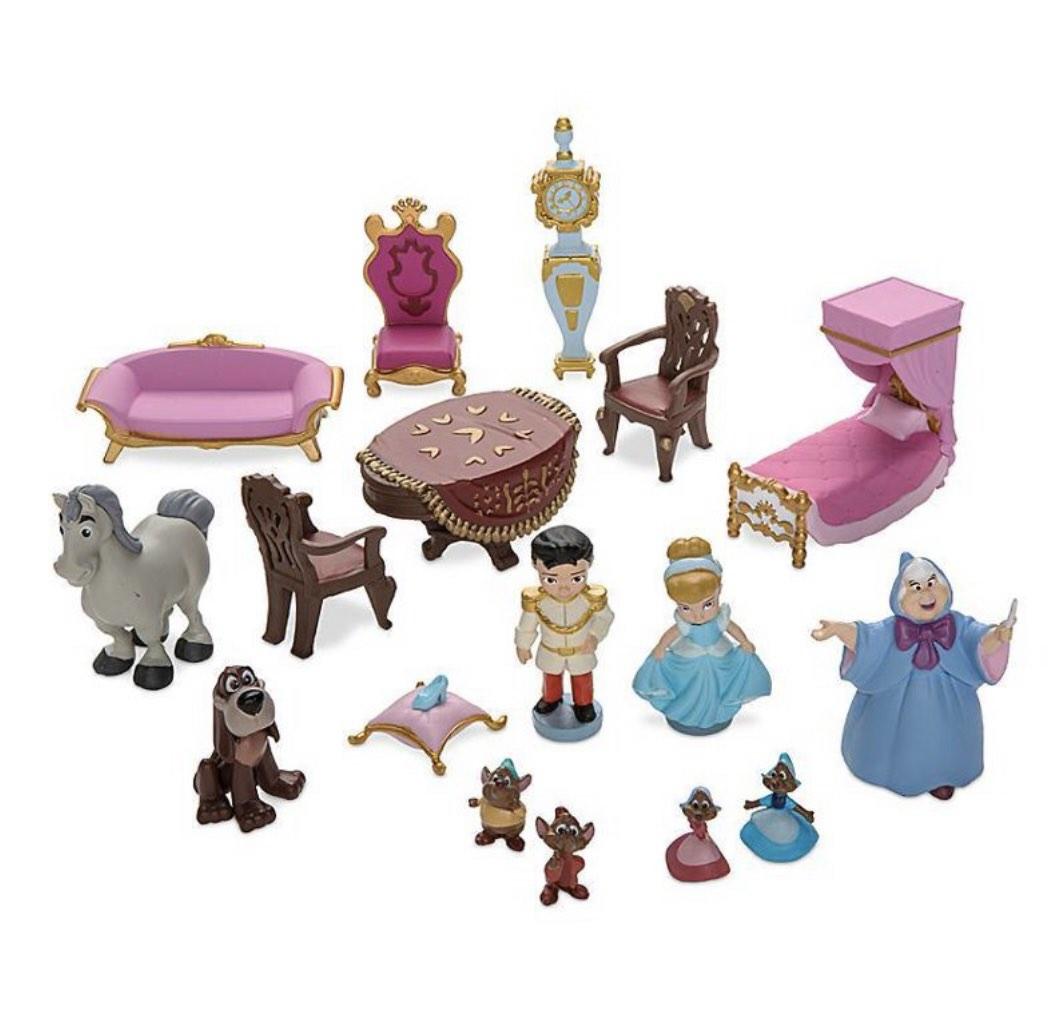 Disney Cinderella castle play set, Hobbies & Toys, Toys & Games on ...