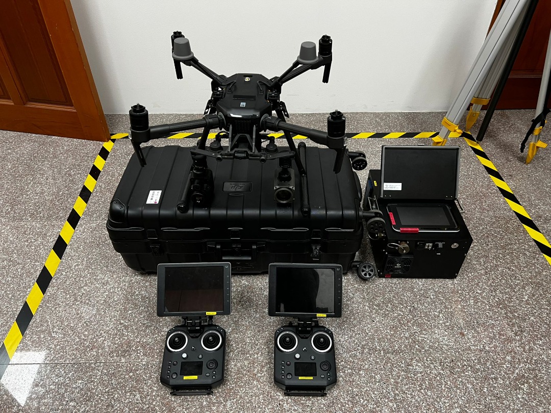 DJI Matrice M210 With tethered system and RTK, Photography, Drones on ...