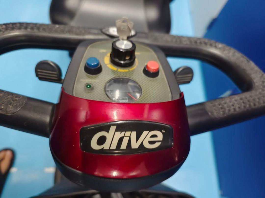 Drive Medical Spitfire Pro SE 4 Wheel, Sports Equipment, PMDs, E ...