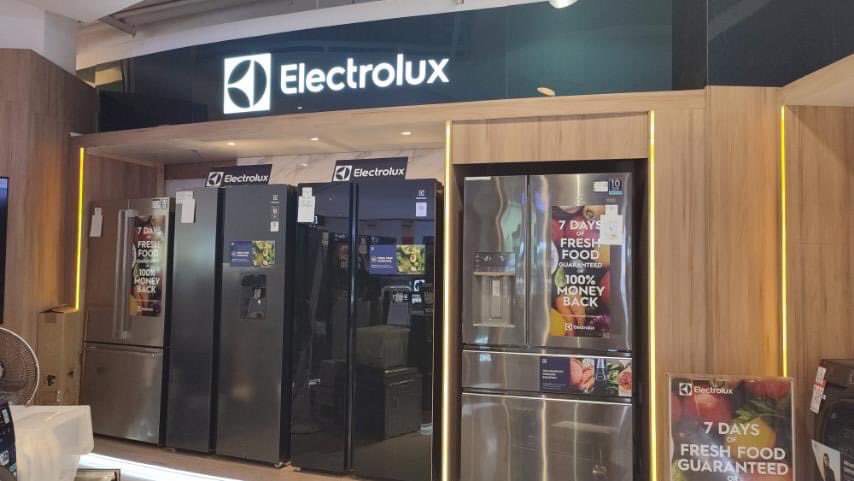 ELECTROLUX SIDE BY SIDE AND FRENCH DOOR INVERTER REFEIGERATOR, TV & Home Appliances, Kitchen ...